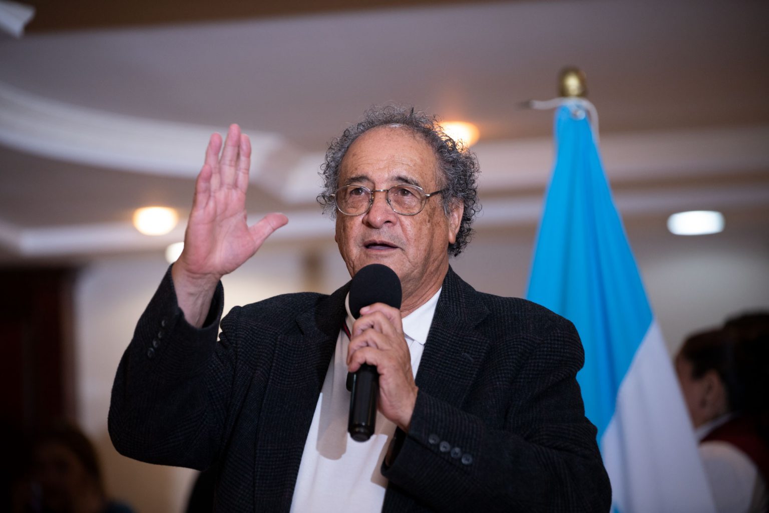 Propuestas de Nelson Ávila, candidato de partido PINU